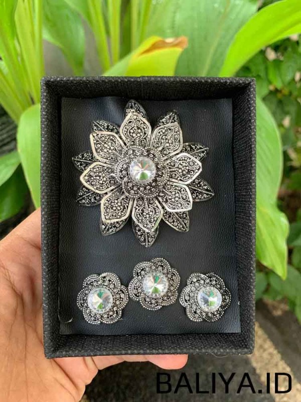 10 Bros Kebaya Modern